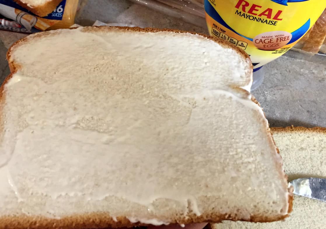 Grilled Cheese with Mayonnaise or Butter - Which is Better? - Mom Needs ...