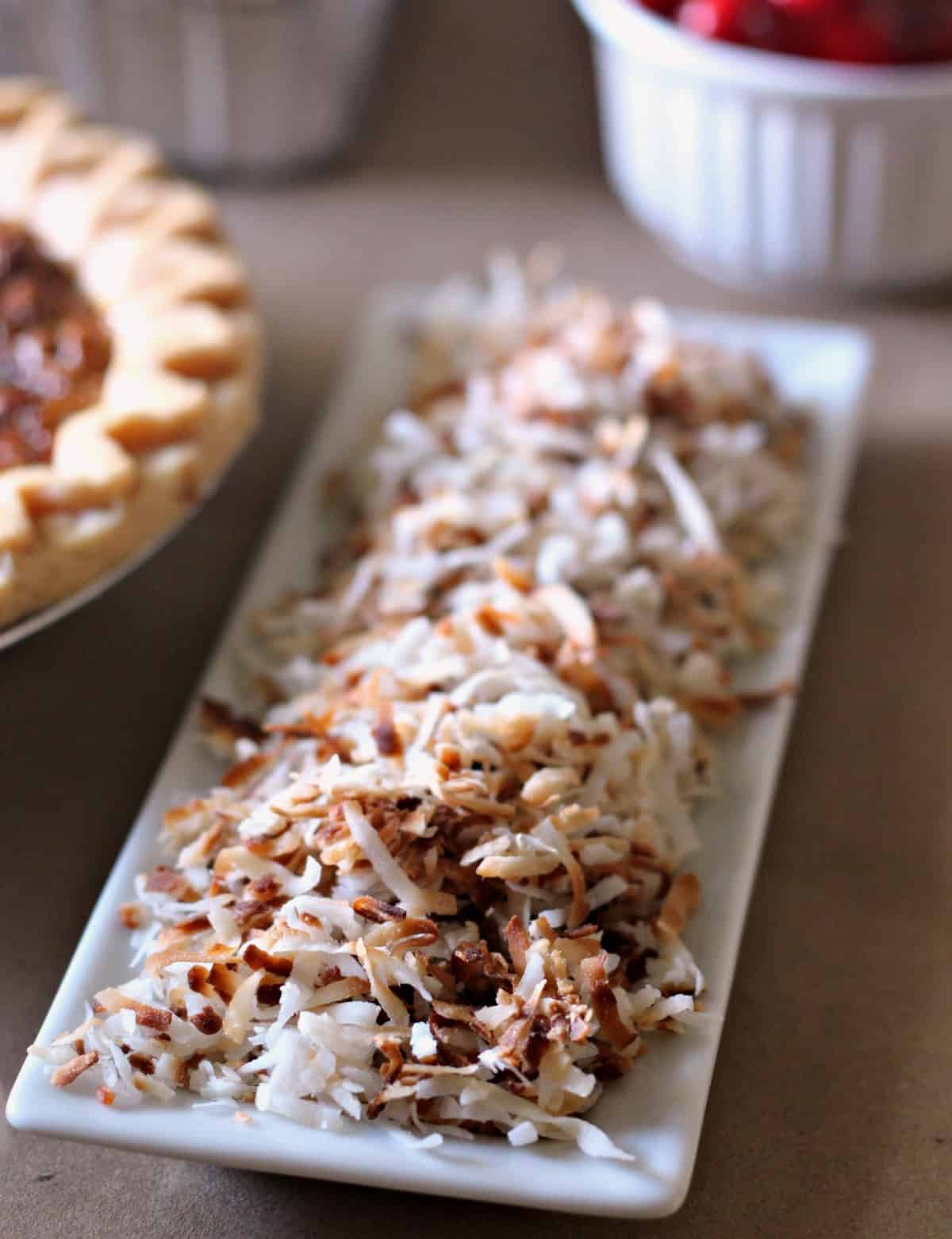 Holiday Pie Bar - Tips and Tricks for a Beautiful Holiday Pie Buffet ...