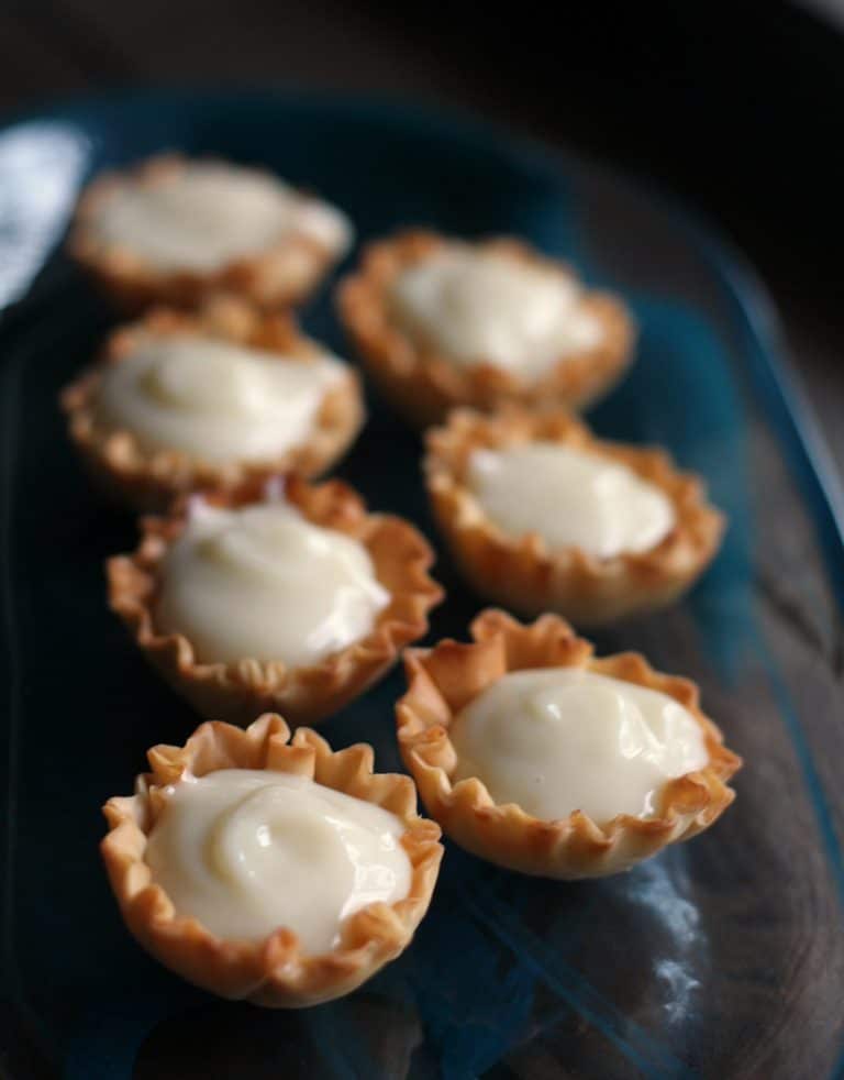 Mini Key Lime Tarts - Mom Needs Chocolate