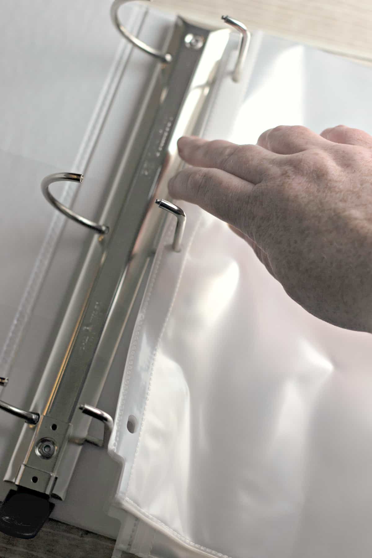 Organizing School Papers - Plus Free Printable Binder Covers - Mom ...